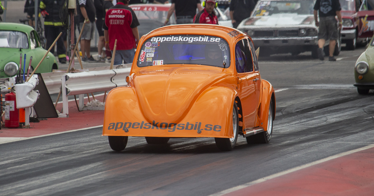 Rankos bil sticker ut i mängden "Jag gillar formerna"