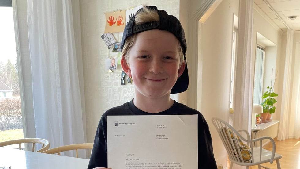 Harry, 7, skrev brev till statsministern – och fick svar
