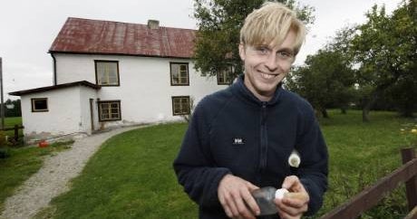 Bonde-Fredrik gillar uppmärksamheten