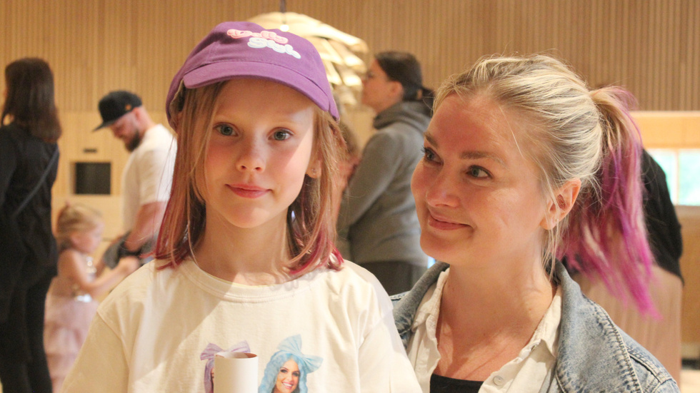 Wigging out for Dolly Style: a pop explosion for kids