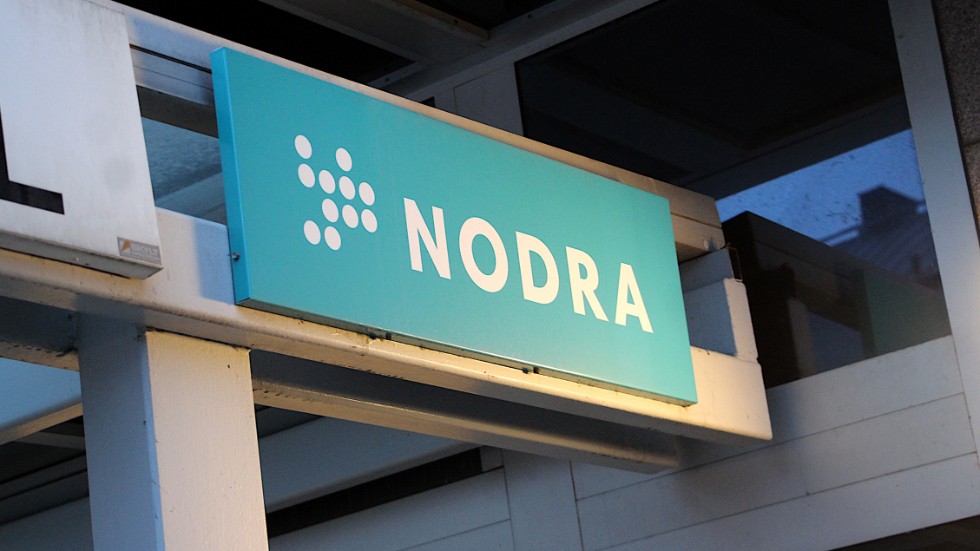 Vältrafikerade gatan stängs delvis av – risk för köer