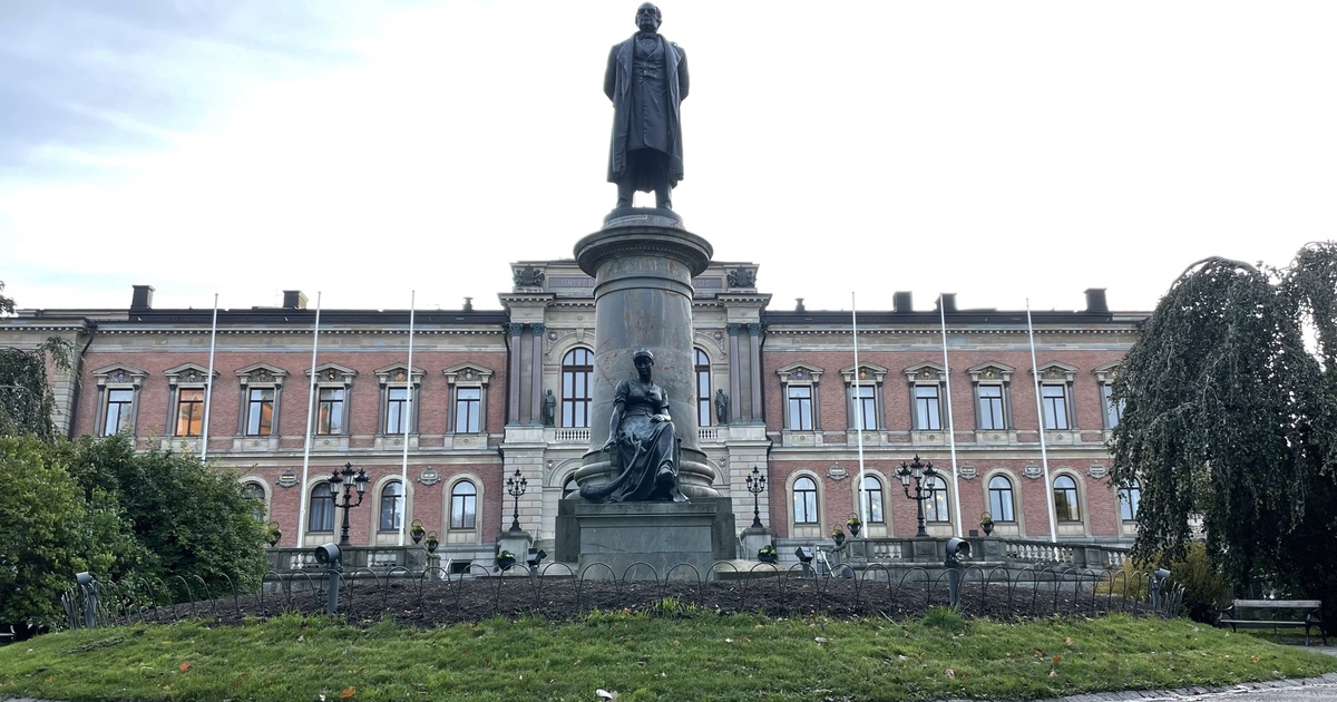 "Problemet är att han står och är patriarkal"